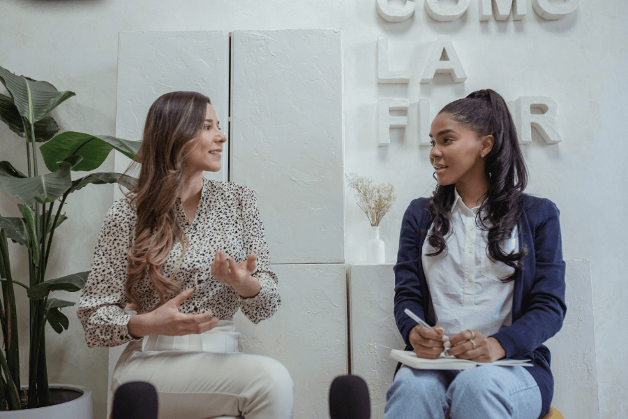 人気なインタビュー記事の書き方｜取材から記事作成まで解説 - BranLab